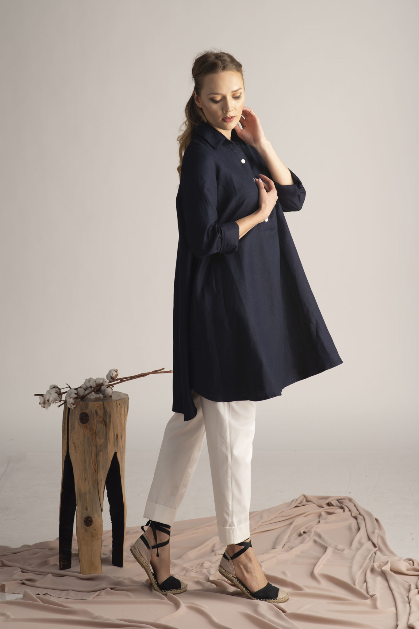 Linen Tunic Top In Dark Navy - ALLSEAMS